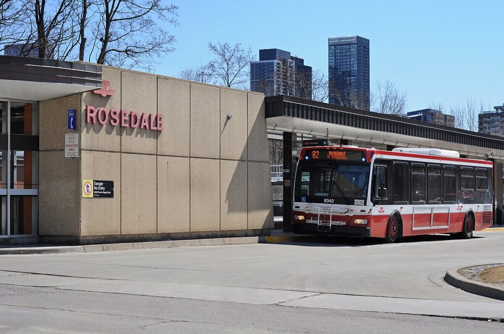 A Complete Guide To The Rosedale Toronto Neighborhood